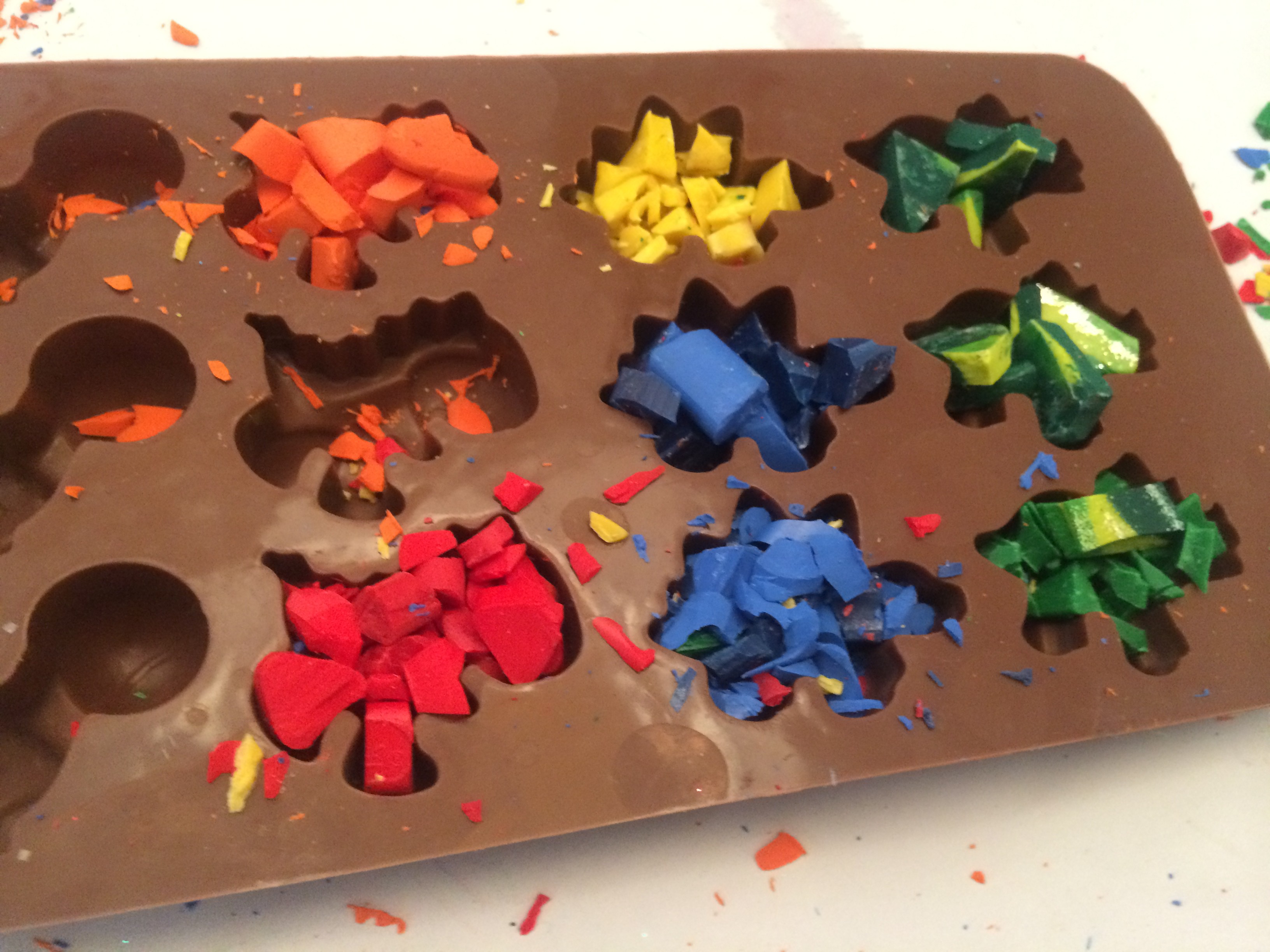 How to Make Your Own Crayon Shapes | Crayons and Croissants